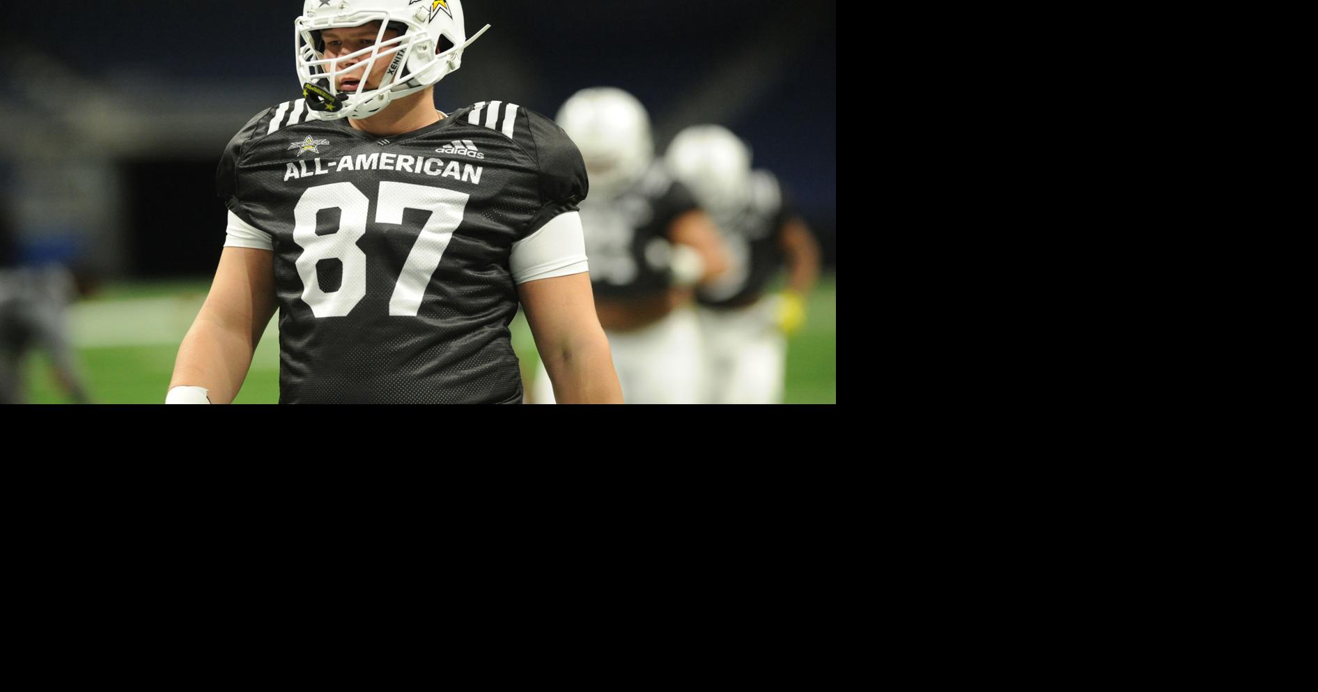 Steven M. Sipple: A camel, a sprinting QB coach, intense ping-pong ...