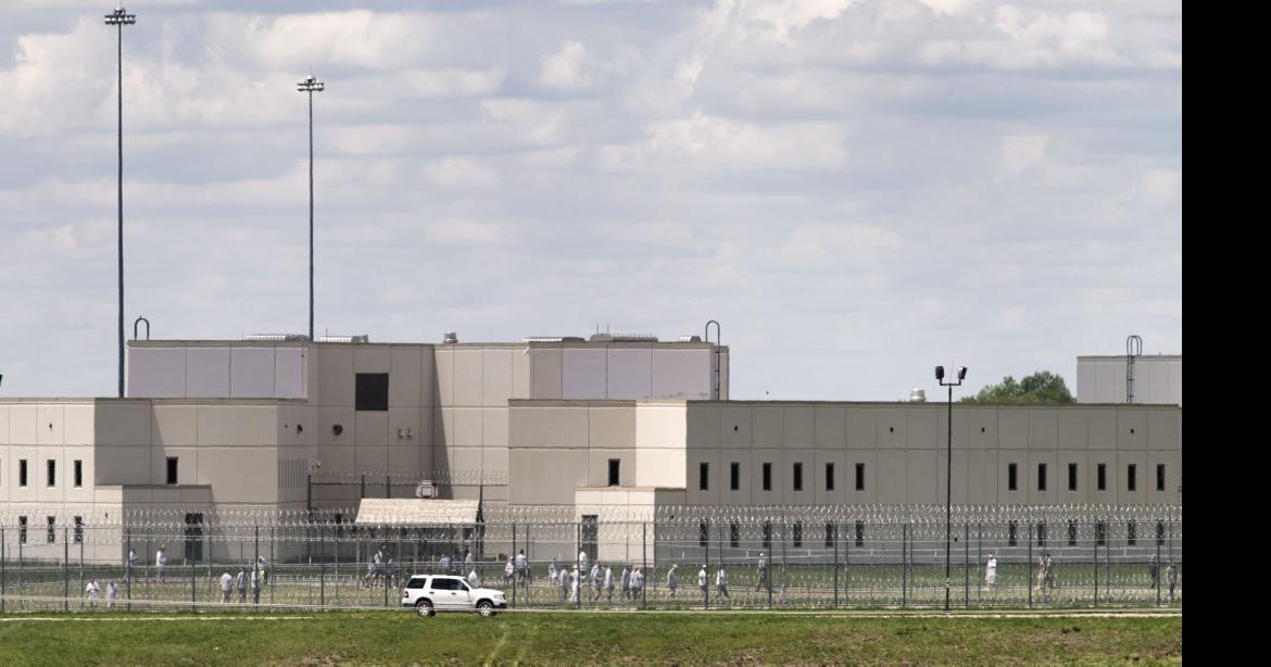 Long-awaited prisons report pushes for more funding for prisons