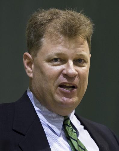 Mike Meister attacks Dave Heineman on leadership, economy