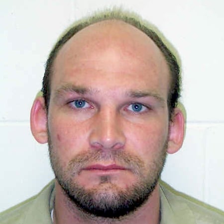 Death row inmate wants conviction overturned