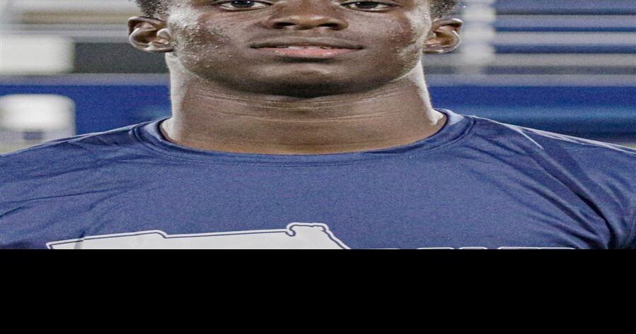 'It's another Bootle!': Class of 2023 DB Dwight Bootle verbally commits ...