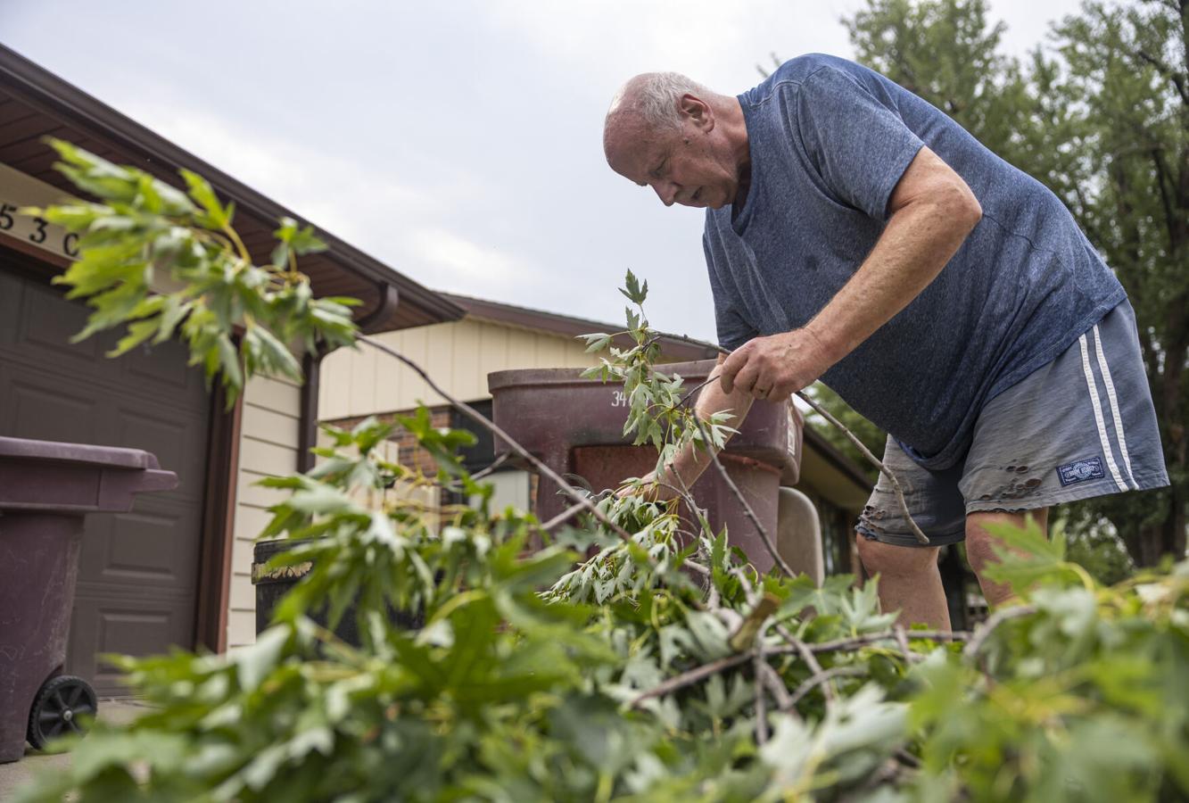 Nebraska storms kill 1, deal damage in Lincoln, Omaha