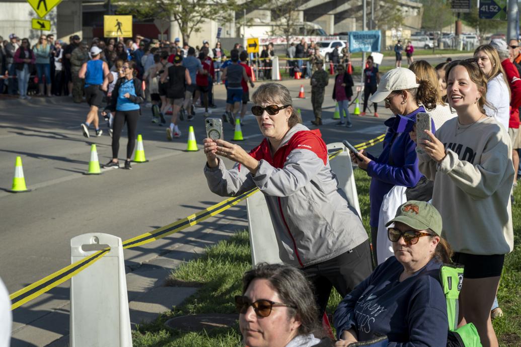 Live updates: From start to finish, the 48th Lincoln Marathon kept pace ...