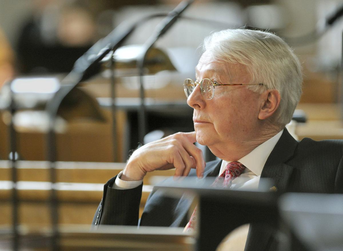 Riepe to run for re-election, setting up showdown with Lathrop