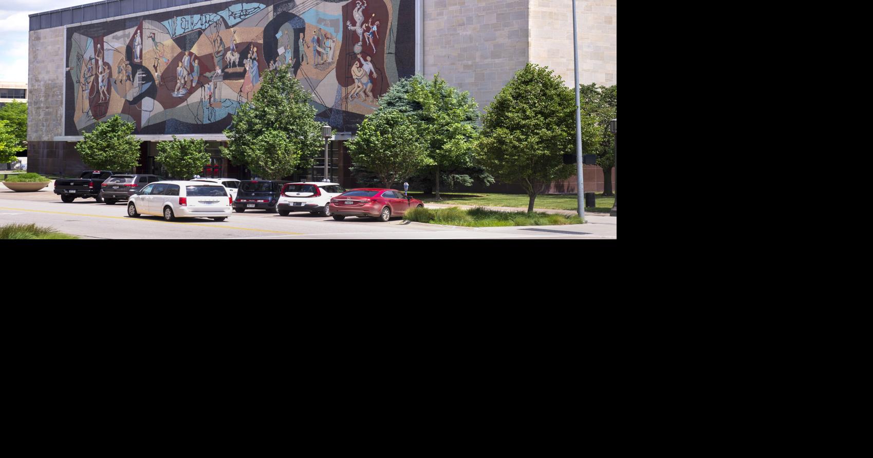 Pershing redevelopment plans moving forward – with or without library