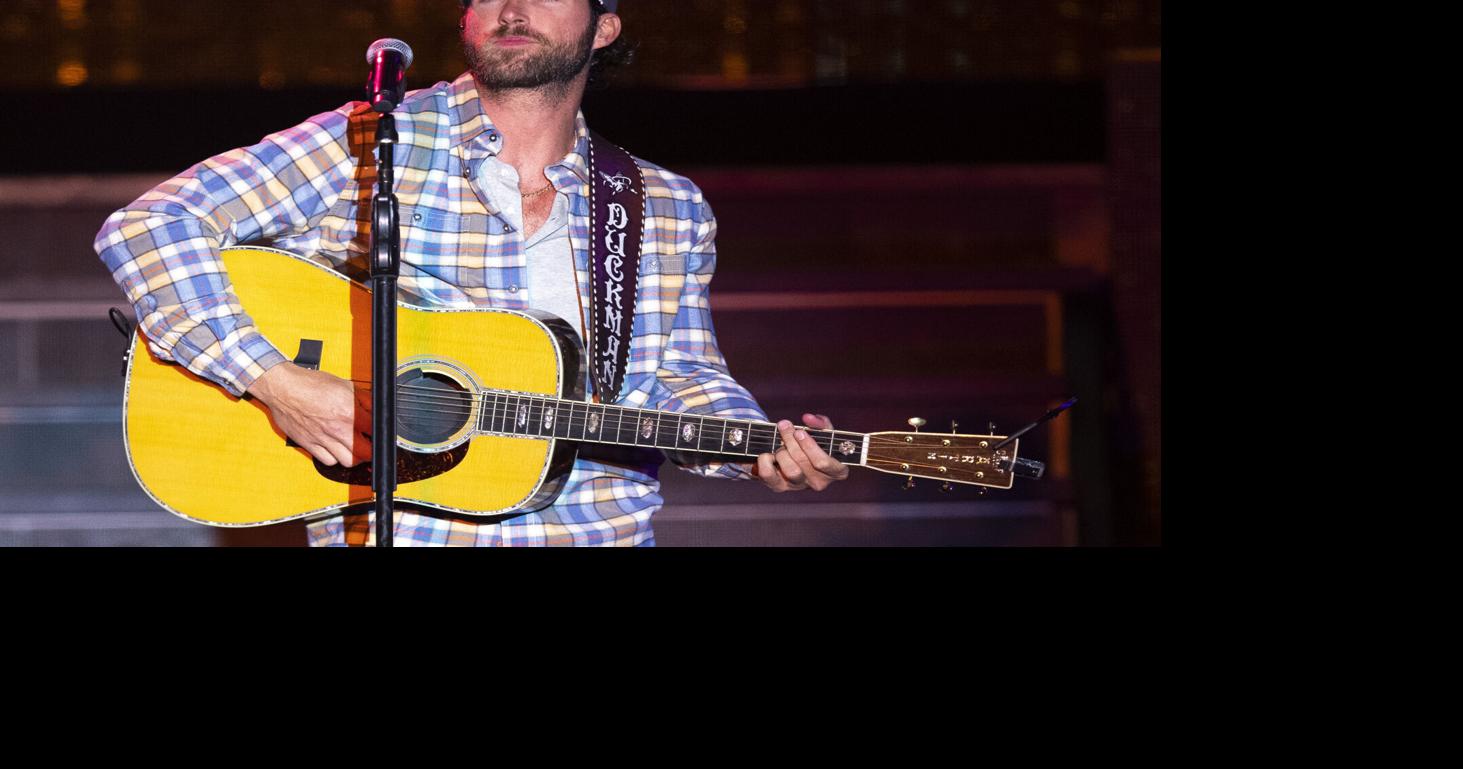 Country music's Riley Green to play Pinnacle Arena Nov. 20