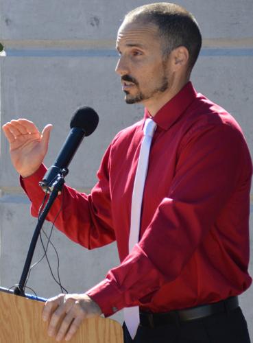 Standing Bear sculptor Benjamin Victor receives national award