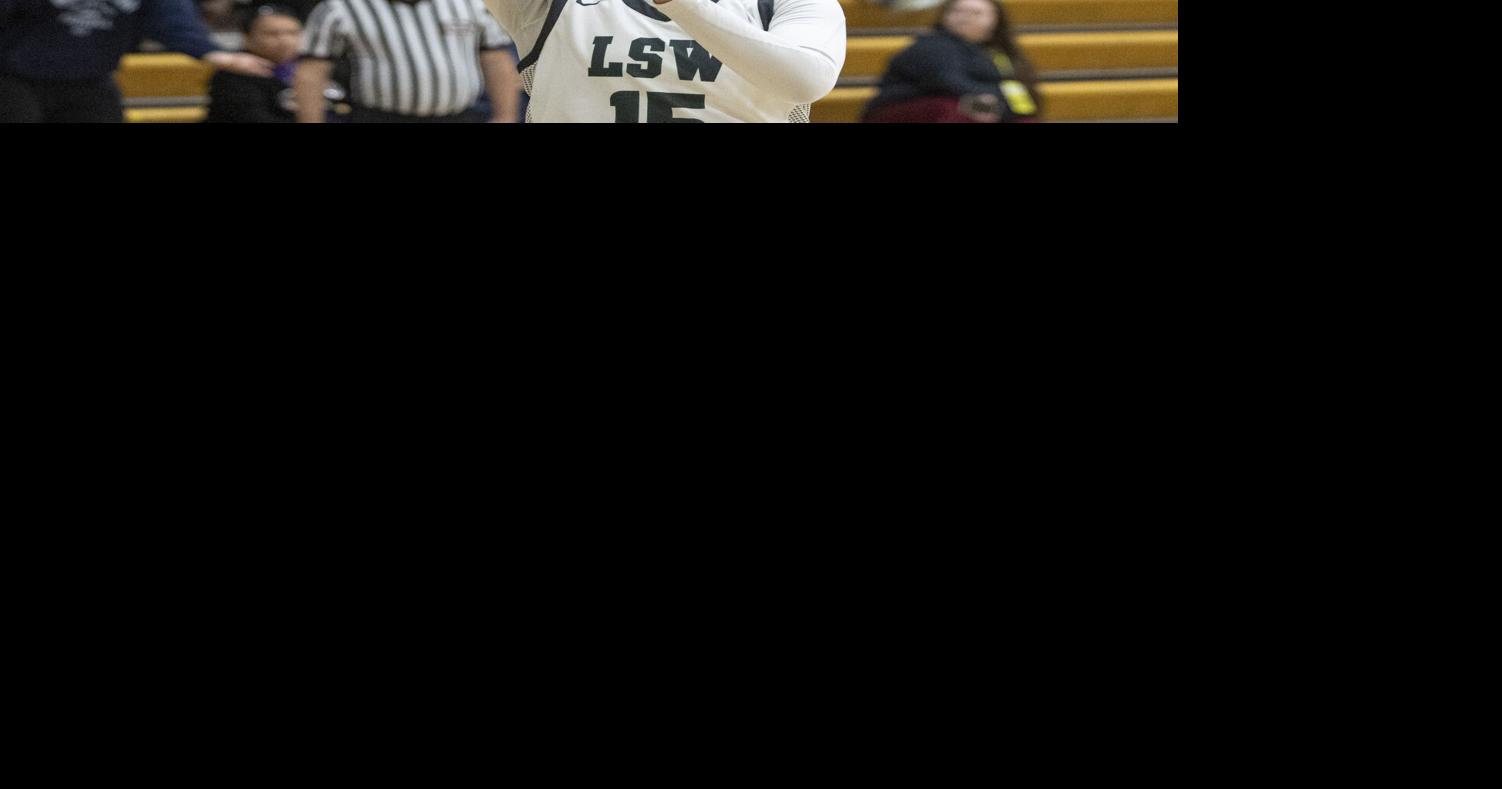 Watch: Kennadi Williams hits buzzer-beating 3, sends Southwest girls ...