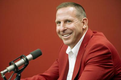 Pelini goes with red blazer