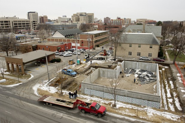 New UNL fraternity breaks ground
