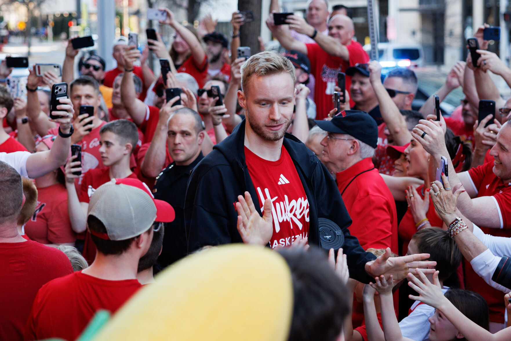 Nebraska Huskers basketball returns to Lincoln Airport today