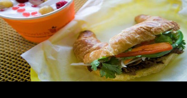 Dining review: Bánhwich Café features Vietnamese sandwiches