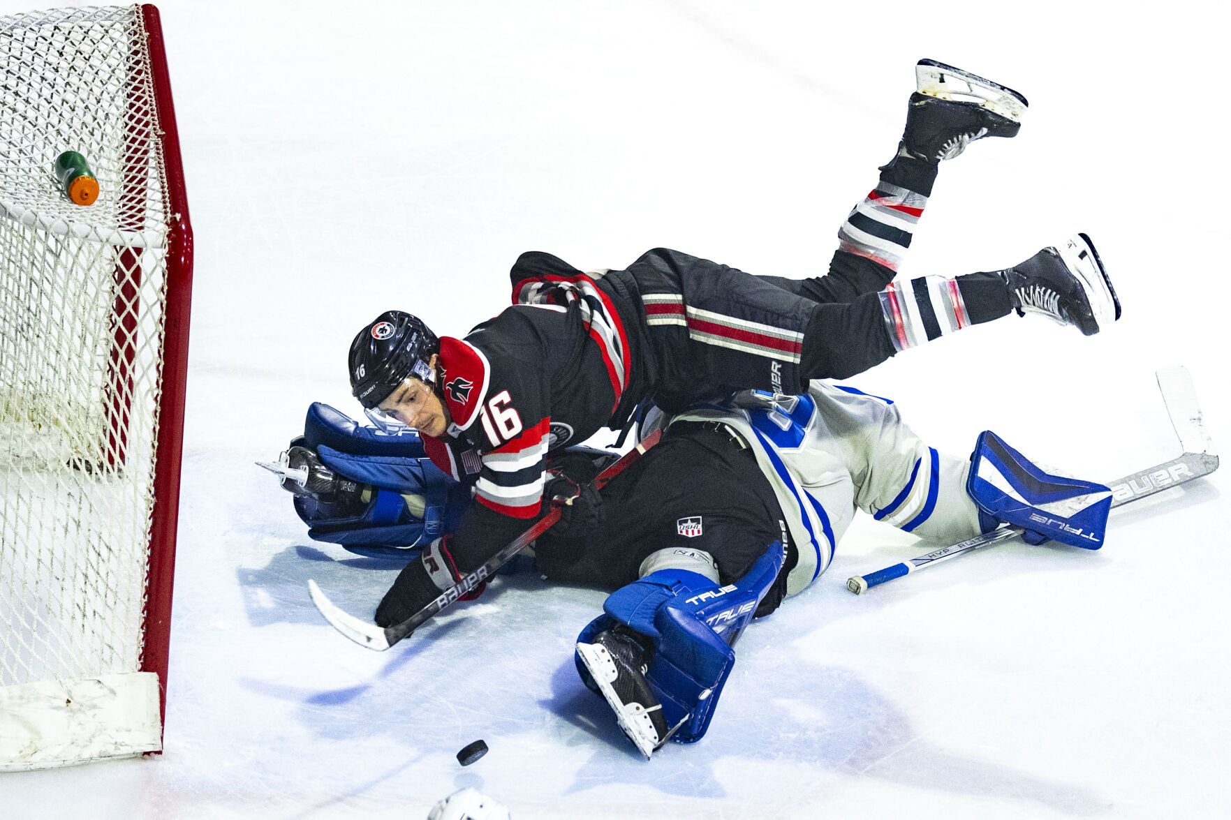 Quick start helps Lincoln Stars even series against Waterloo