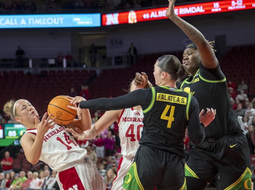 Nebraska women not using injury excuse down the stretch