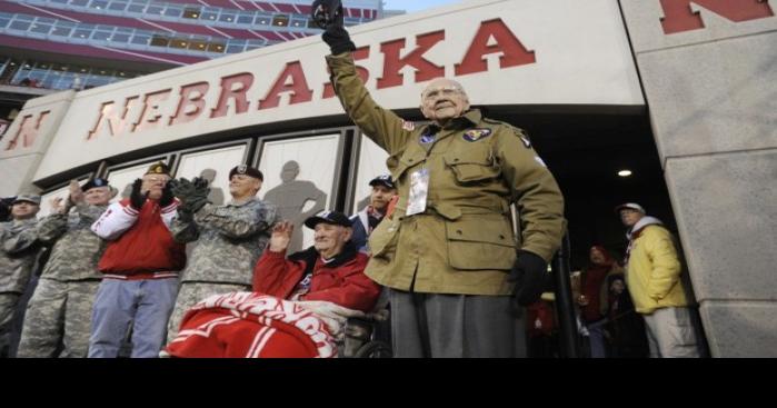 Brian Rosenthal: Former Husker Dion Booker in the Army now