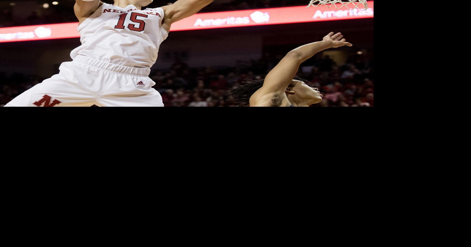 Roby makes NBA debut in Mavericks' Summer League opener