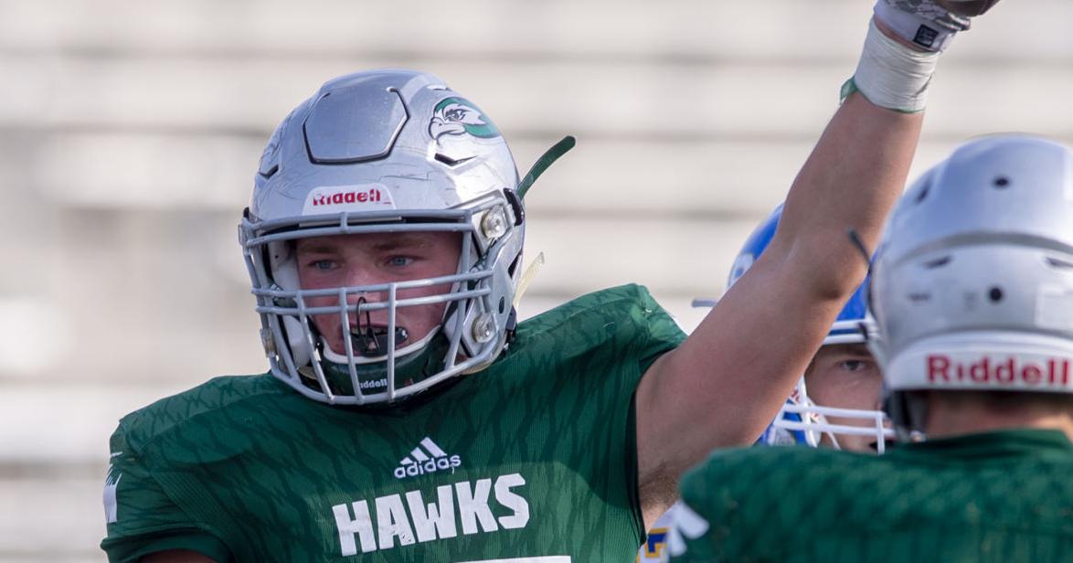 Milius making his mark at defensive end for Silver Hawks