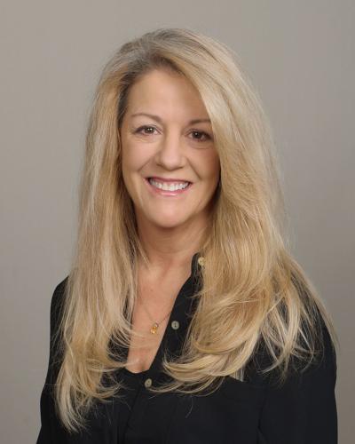 The Lexington welcomes Beth Dyer as services director