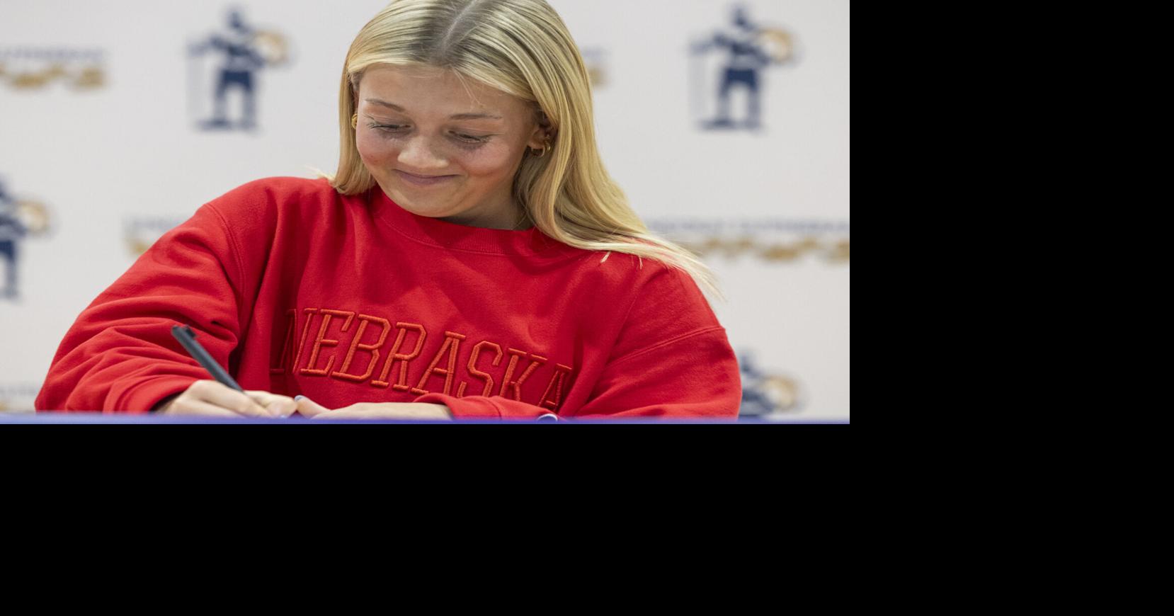 'It's amazing': Keri Leimbach becomes first Lincoln Lutheran player to ...