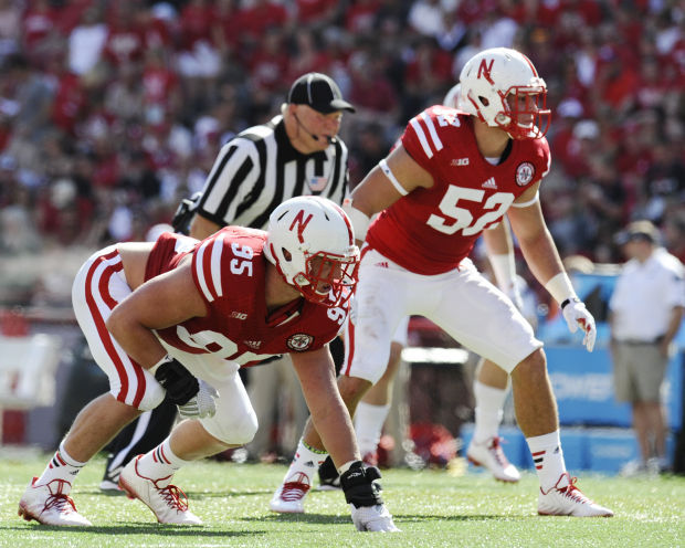 Red Report: Banderas sets high bar for defense