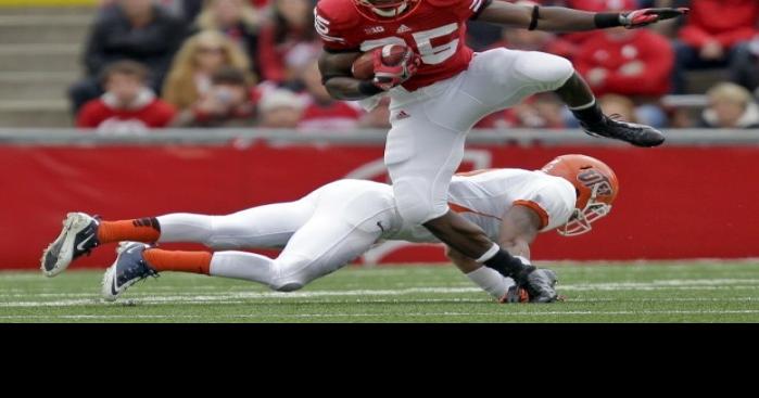 Badgers' Gordon finds comfort at running back