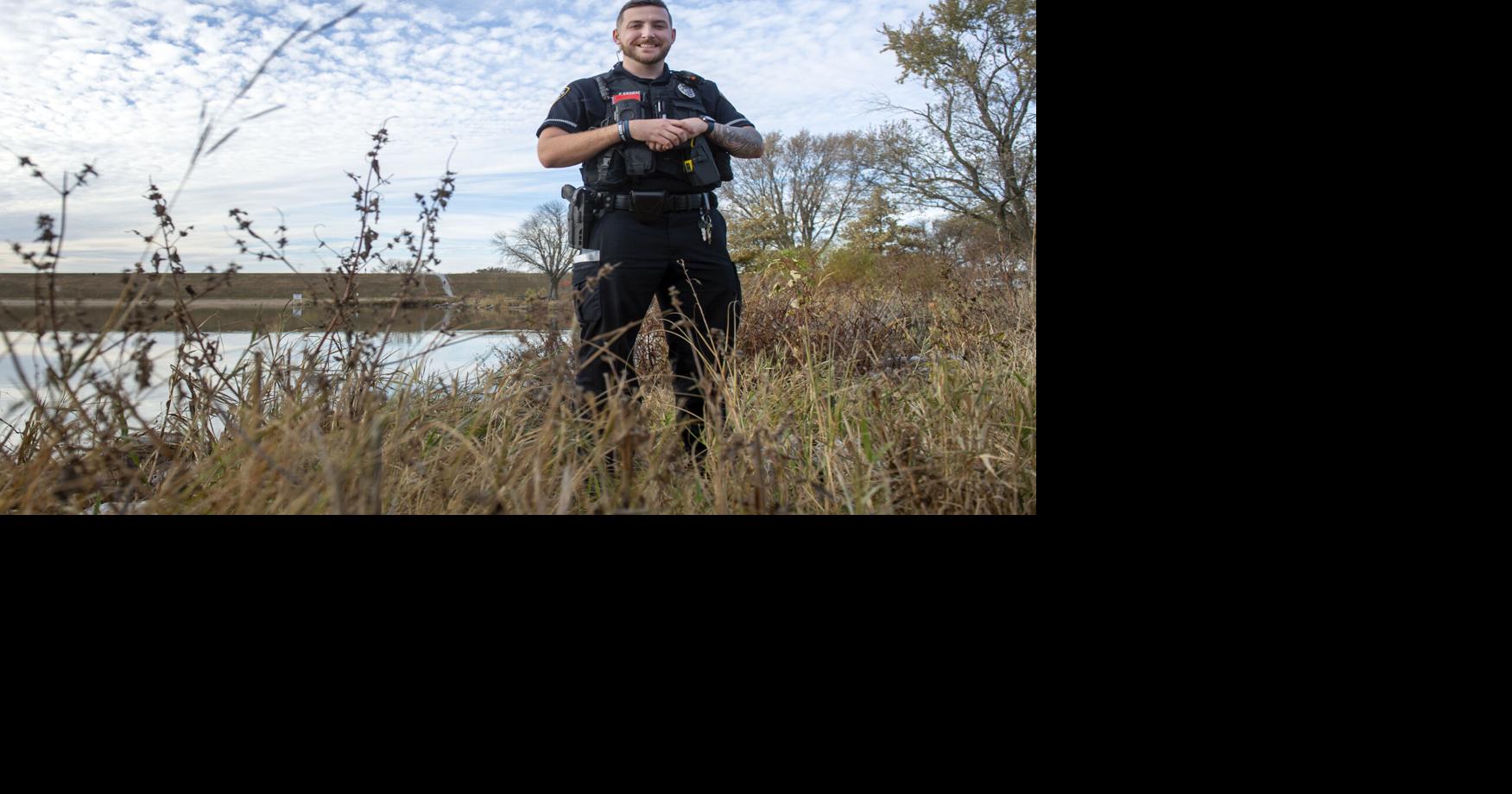 Lincoln Police officer saves woman stranded in Holmes Lake