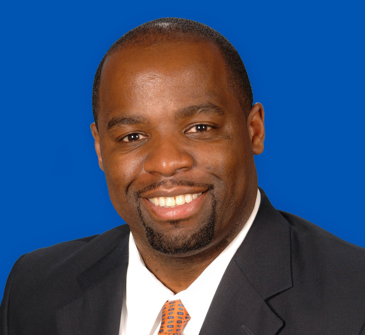 Strong family tie to Hurleys lures Burno from NU