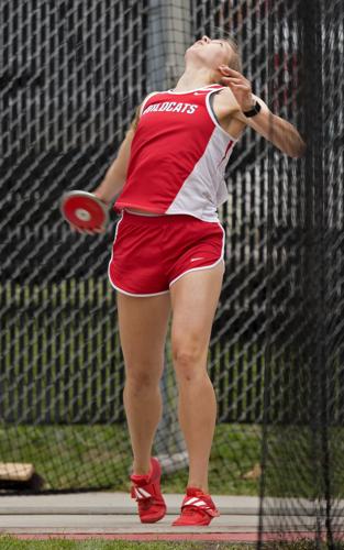 Girls track charts, 4/22