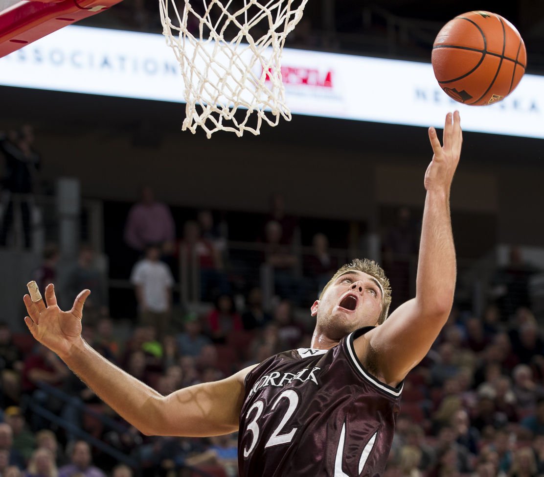 Steven M. Sipple: Strom's talents attracting ample attention, including ...