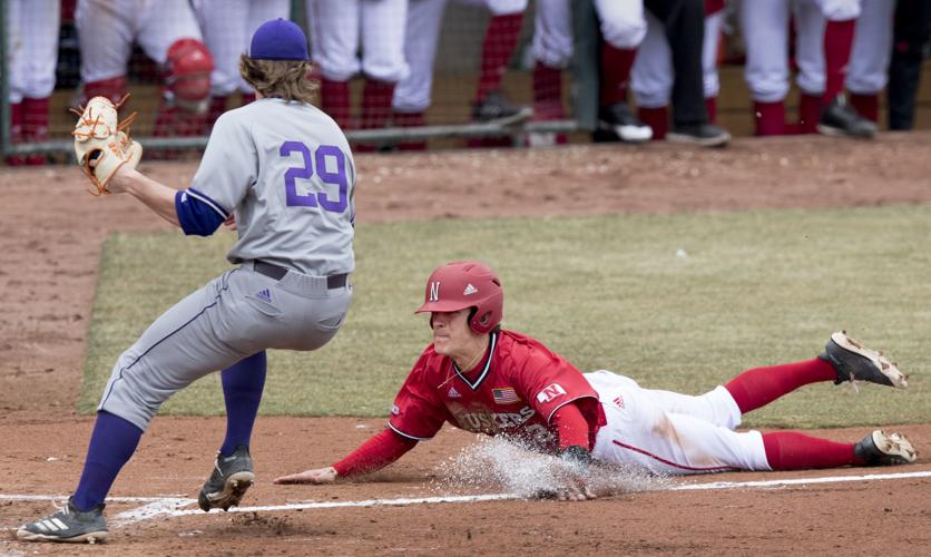 Freshman Hallmark settling into groove as Huskers hit halfway point of ...