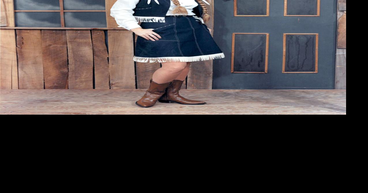 Nebraska TV pioneer Leta Powell Drake dies at 83