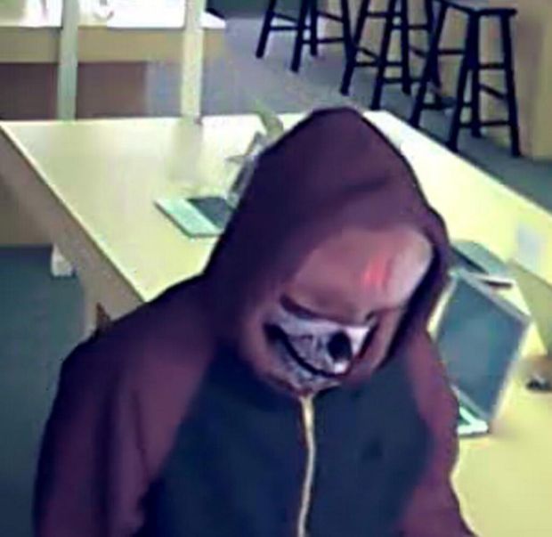 'Normal day' went bad fast, Computer Hardware employee says
