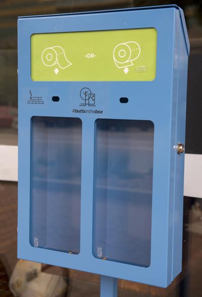 Smokers asked to vote with their butts, keep streets clean