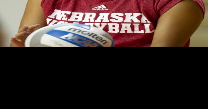 Alexa Strange shows she's ready to compete for NU volleyball team