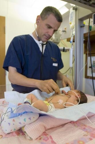 Cooling therapy benefits oxygen-deprived newborns
