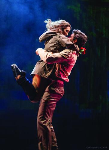 'Flashdance' musical pays tribute to movie