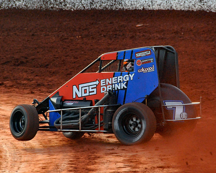 Points leader Tyler Courtney holds off late charge to win Midwest ...