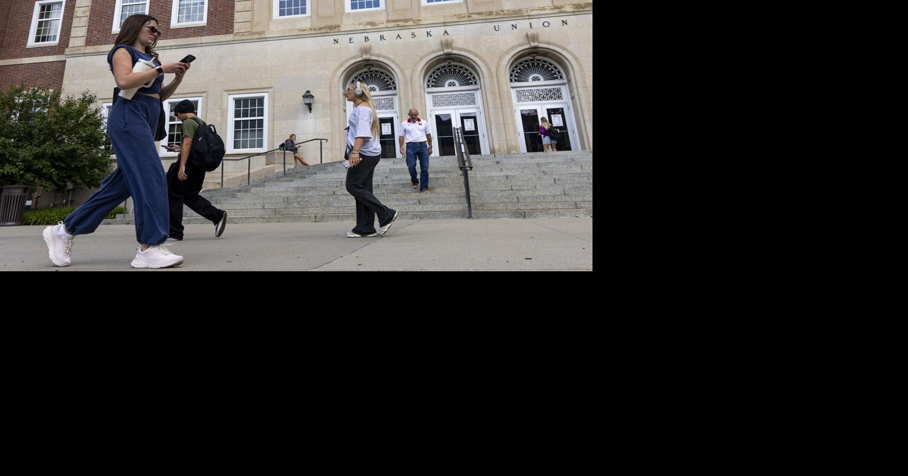 Mymy porn catrina is a lanky Asian girl: 5.6, gorgeous,