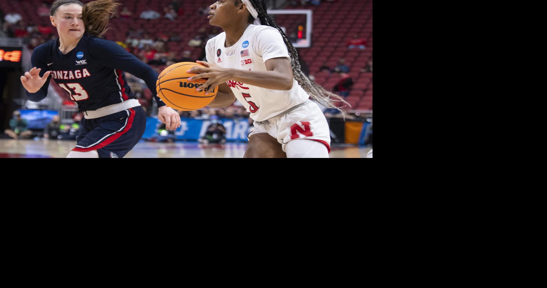 Mi'Cole Cayton stays in Big Ten for super-senior season