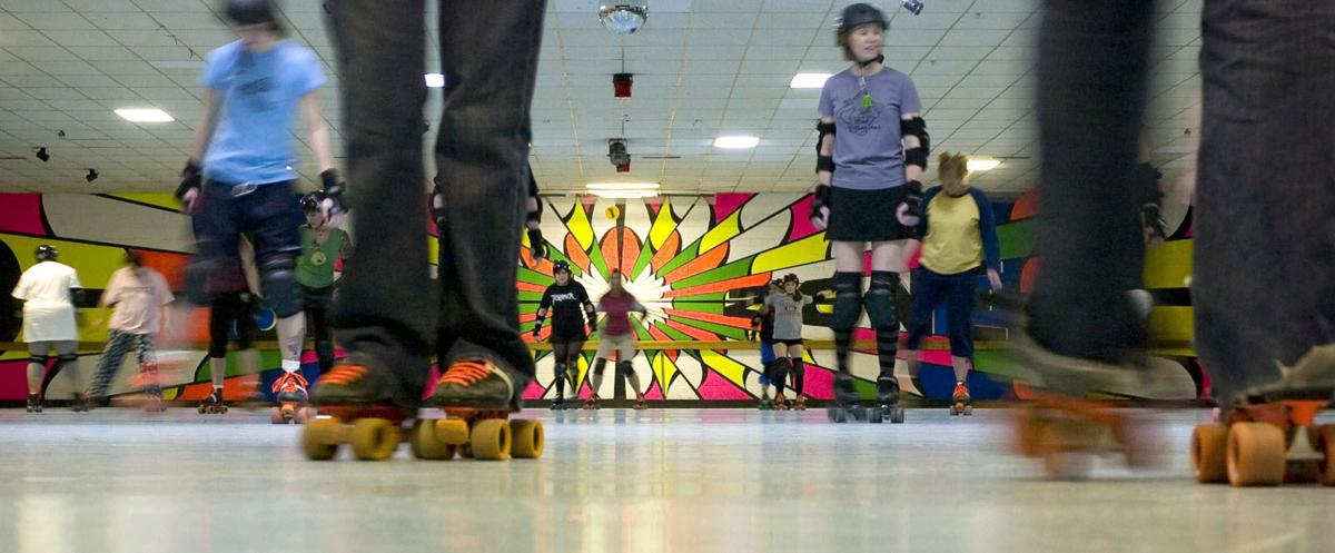 Photo: Skate Zone -- Lincoln's last skating rink