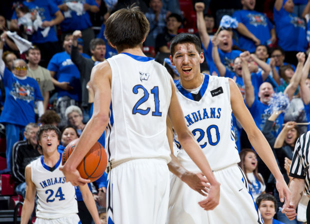 Boys C-1 state basketball: Threes carry Winnebago past Wahoo