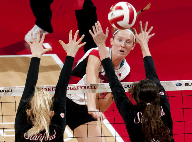 No. 3 Stanford sweeps Nebraska at Devaney | Volleyball | journalstar.com