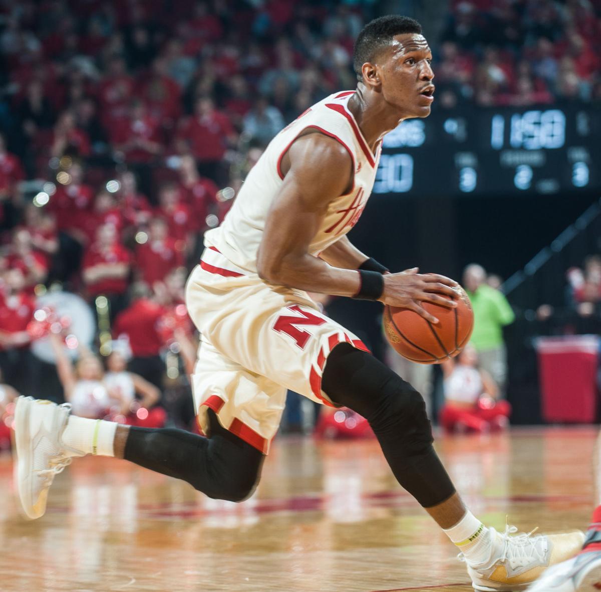 White requests transfer from NU hoops