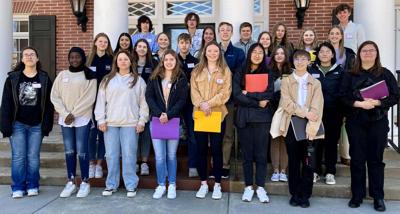 NFWC sponsors Sophomore Pilgrimage to State Capitol