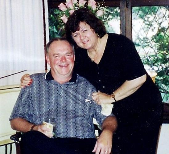 Happy 40th anniversary, Steve and Joyce Pope!