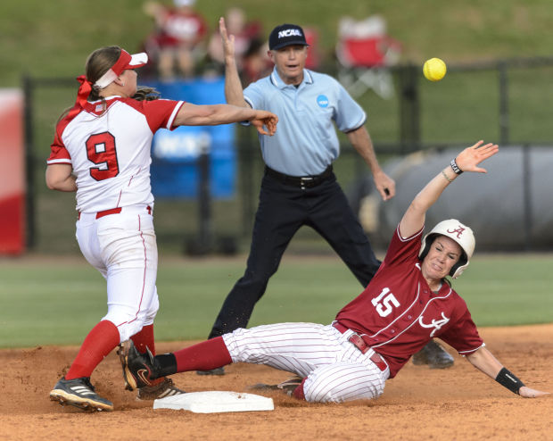 NCAA softball: Alabama's fast start eliminates Nebraska