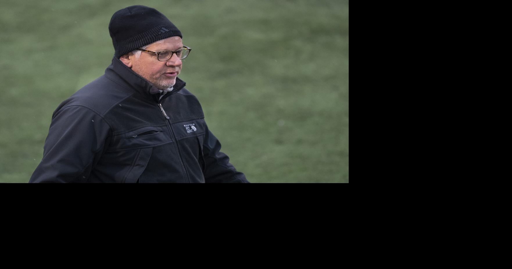 Lincoln Southeast boys soccer coach Michael Rozsa resigns after 8 seasons