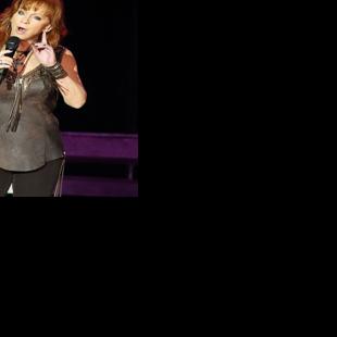 Reba to stream 1994 Omaha concert on Friday