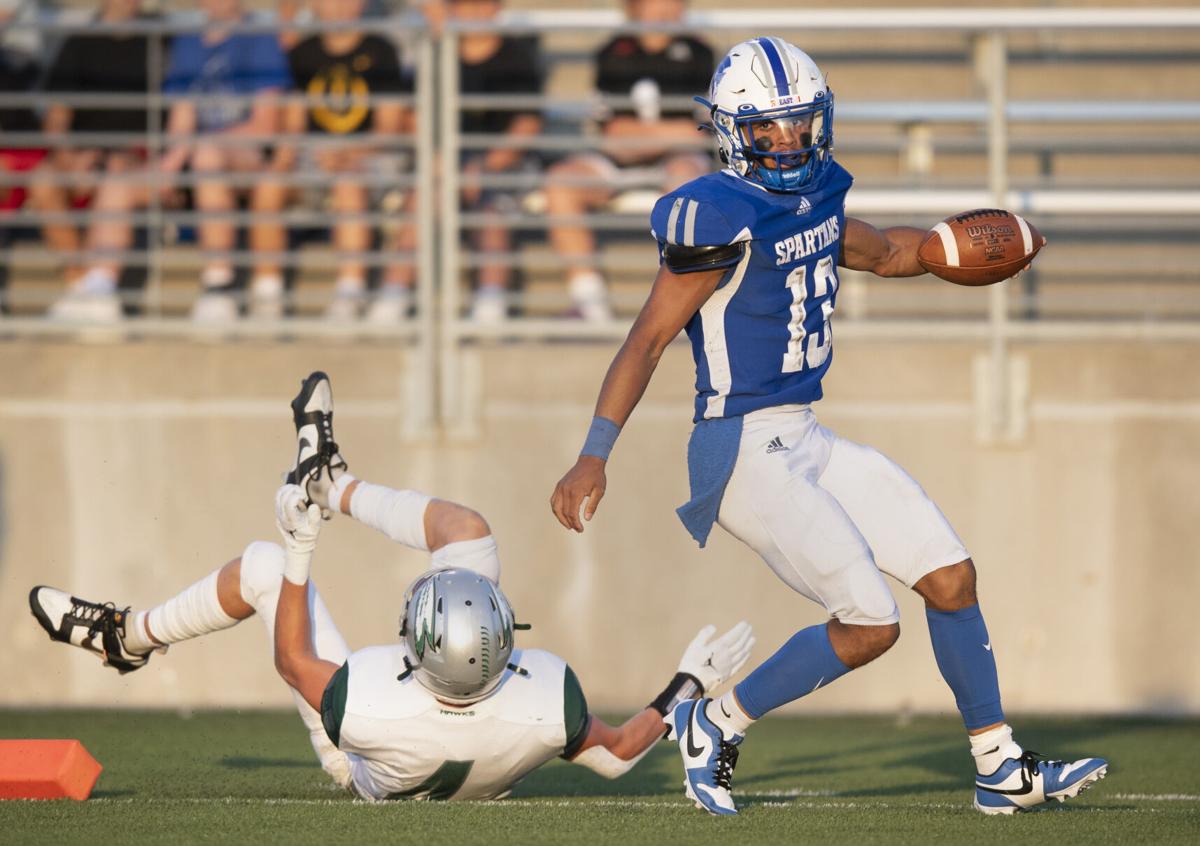 Lincoln East's football beats Lincoln Southwest