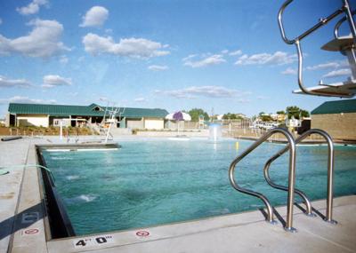 184 season passes stolen from Highlands Aquatic Center, Lincoln police say